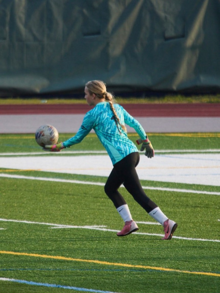 Women's best goalkeeper gloves | Keepher Soccer