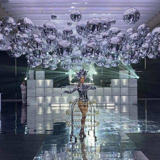 Loona Balloon – Loona Balloon